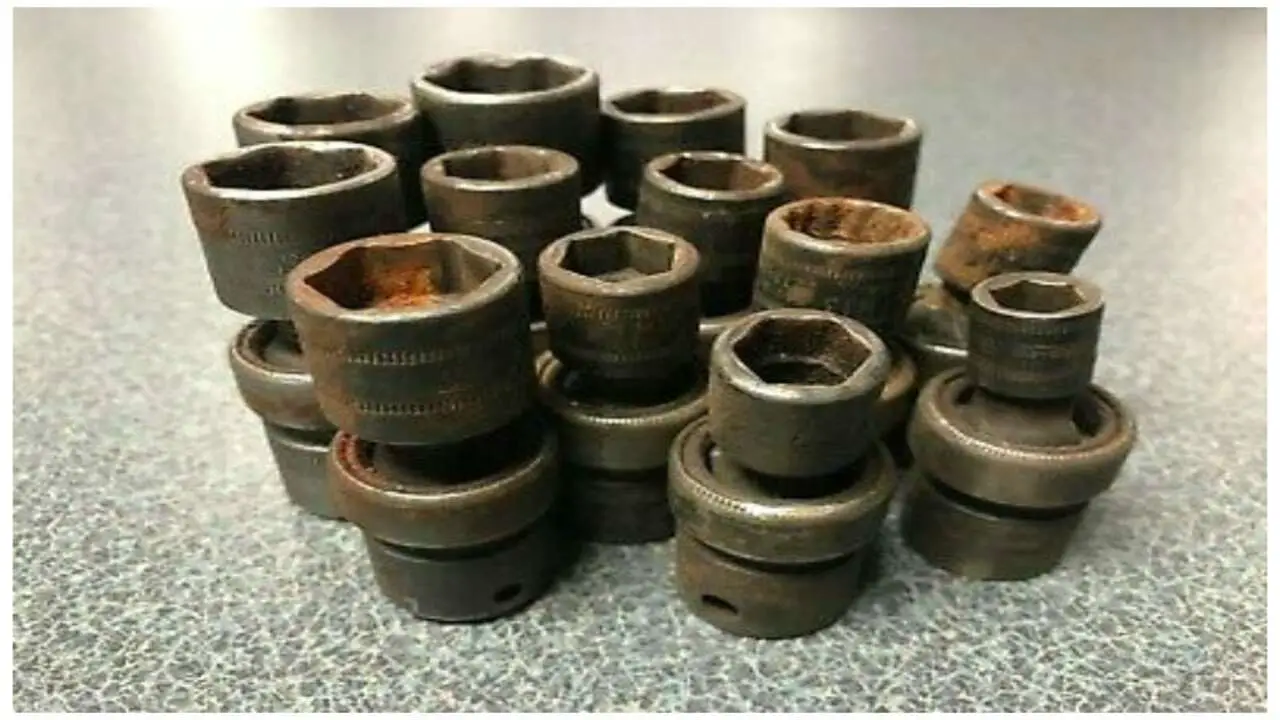 How to Clean Rusty Sockets: The Ultimate Guides