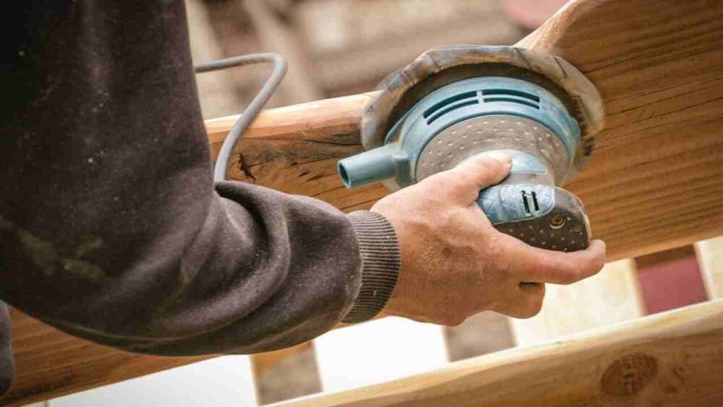 How To Use An Air Compressor To Sand Wood: Air Compressor Tips